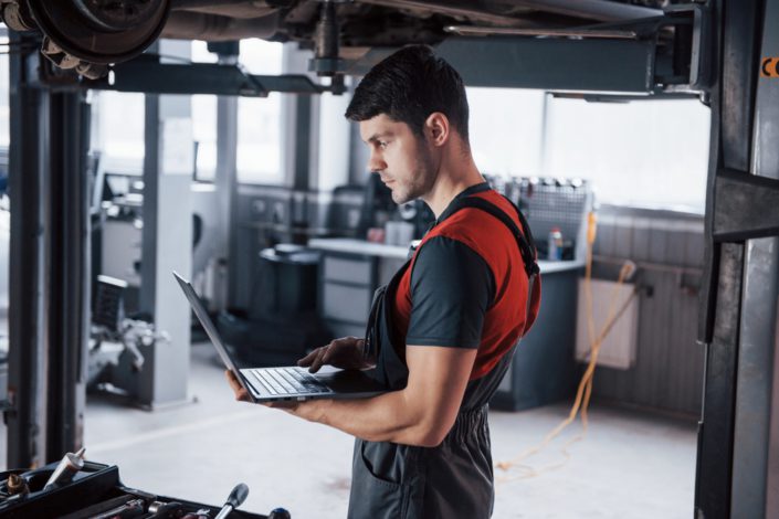 4 Ways to Customize Your Employee Uniforms - American Wear